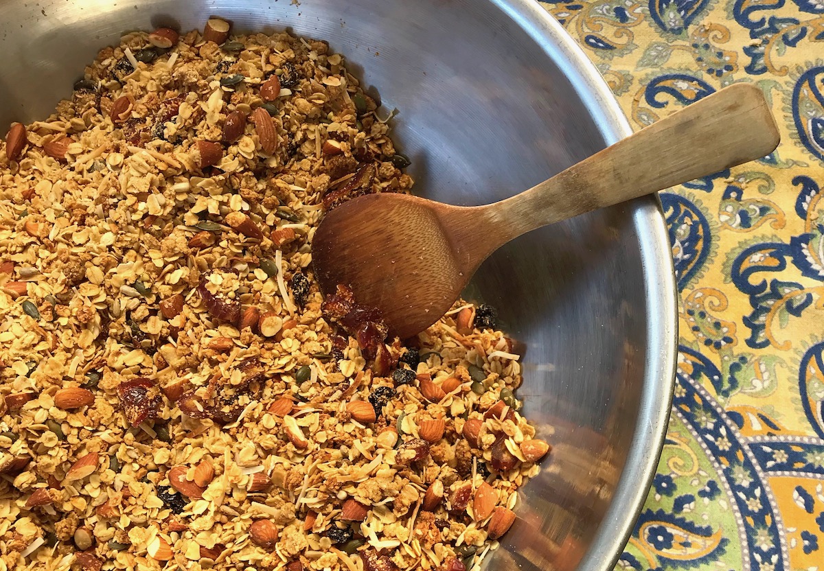 Marcea Weber’s Wholemeals Granola Recipe – The Back Yard Lemon Tree