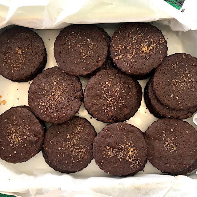 Perfect Chocolate Sables Recipe for Christmas – The Back Yard Lemon Tree